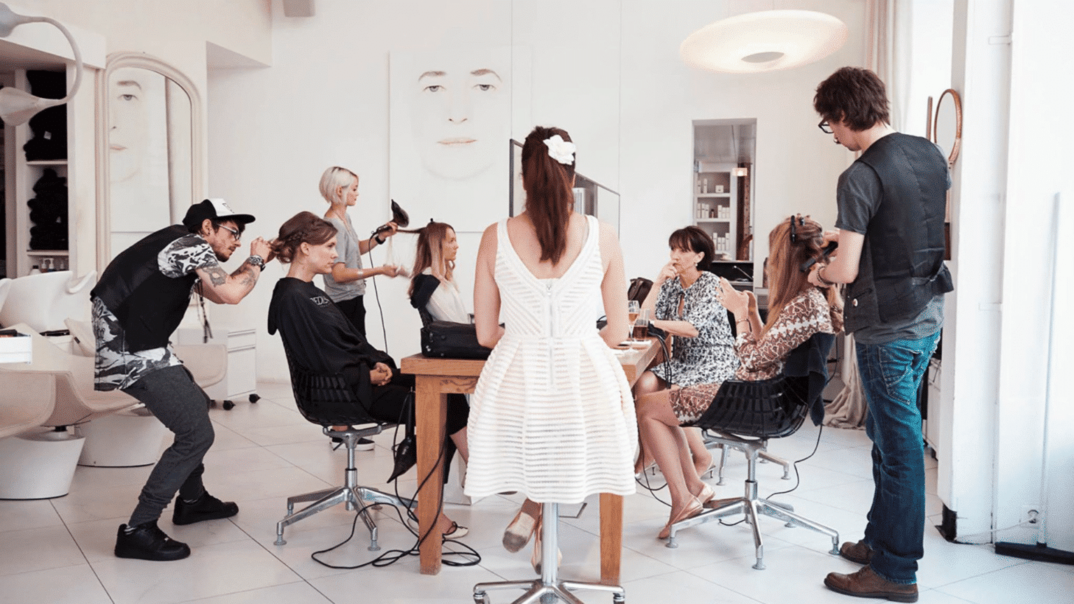 7 Raisons de Choisir un Coiffeur Visagiste : Tout ce que Vous Devez Savoir